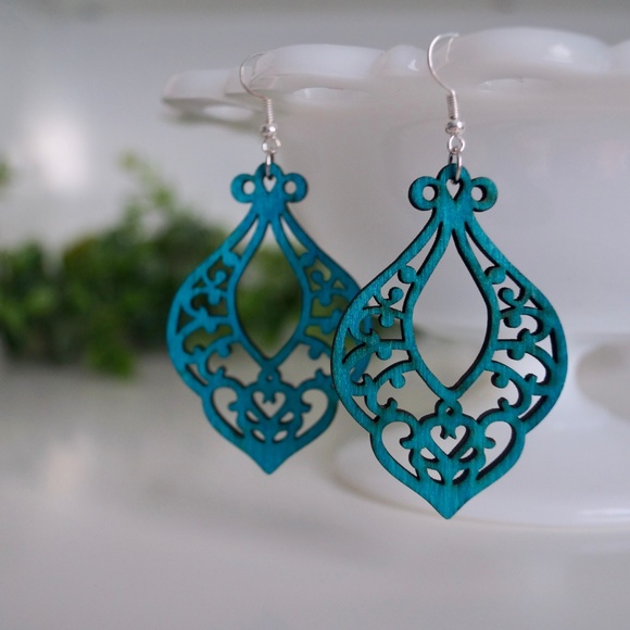 Teresa Mercer Made | Jewelry | Nwt Laser Cut Wooden Turquoise Earrings ...